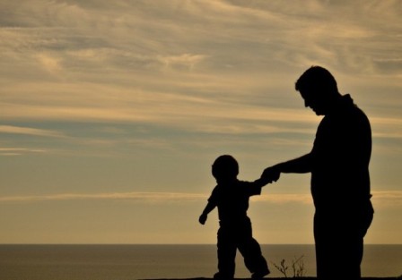 ΠΑΥΛΟΣ ΣΑΝΤΟΡΙΝΗΣ. Ο ΕΛΛΗΝΑΣ ΠΟΥ ΑΝΑΚΑΛΥΨΕ ΤΟ ΡΑΝΤΑΡ ΚΑΙ ΑΛΛΑΞΕ ΤΗΝ ...