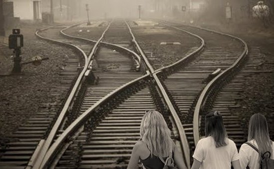 ΤΟ ΤΕΛΟΣ ΤΩΝ ΜΕΓΑΛΩΝ ΤΗΣ ΕΛΛΗΝΙΚΗΣ ΑΡΧΑΙΟΤΗΤΑΣ. ΠΕΘΑΝΑΝ ΑΠΑΞΙΩΜΕΝΟΙ ΑΠΟ ...