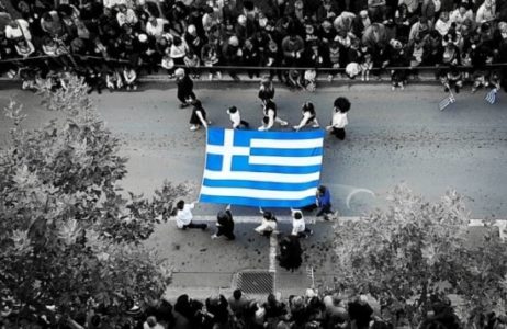 ΣΥΓΚΛΟΝΙΣΤΙΚΟ ΒΙΝΤΕΟ ΑΠΟ ΤΟ ΑΓΙΟ ΟΡΟΣ. ΑΓΙΑ ΜΟΡΦΗ ΜΕ ΦΩΤΟΣΤΕΦΑΝΟ ...