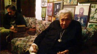ΣΤΟΝ ΕΞΟΡΚΙΣΜΟ ΜΟΥ ΕΣΠΑΣΑΝ ΤΑ ΤΖΑΜΙΑ ΚΑΙ ΠΗΓΑΙΝΑΝ ΤΑ ΚΑΝΤΗΛΙΑ ΠΕΡΑ ΔΩΘΕ ...