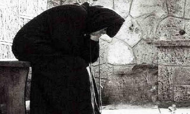 ΕΠΙ ΓΗΣ ΕΙΡΗΝΗ. ΧΡΙΣΤΟΥΓΕΝΝΑ ΚΑΙ Ο ΛΗΣΜΟΝΗΜΕΝΟΣ ΑΔΕΛΦΟΣ | Votegreece.gr